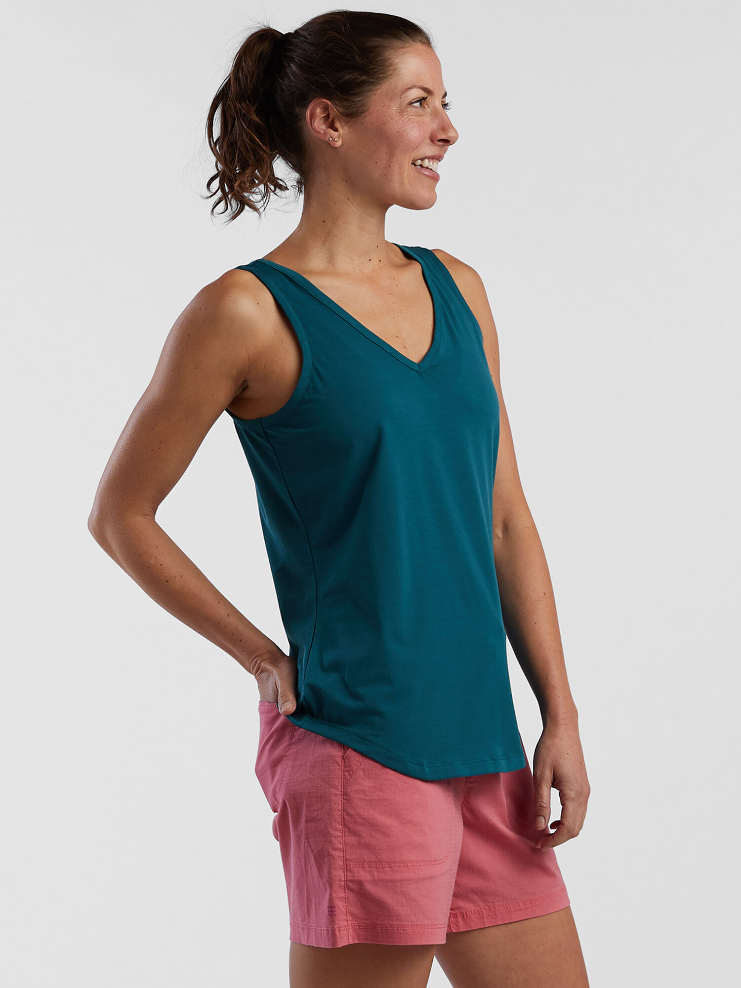 Yasumi Moisture Wicking Tank Top | Title Nine