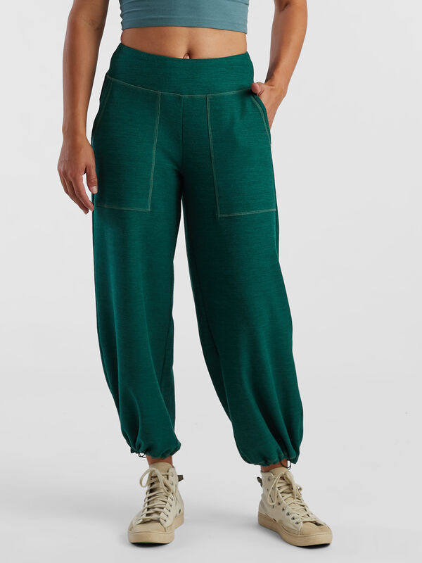 Hibernation Wide Leg Sweatpants | Title Nine