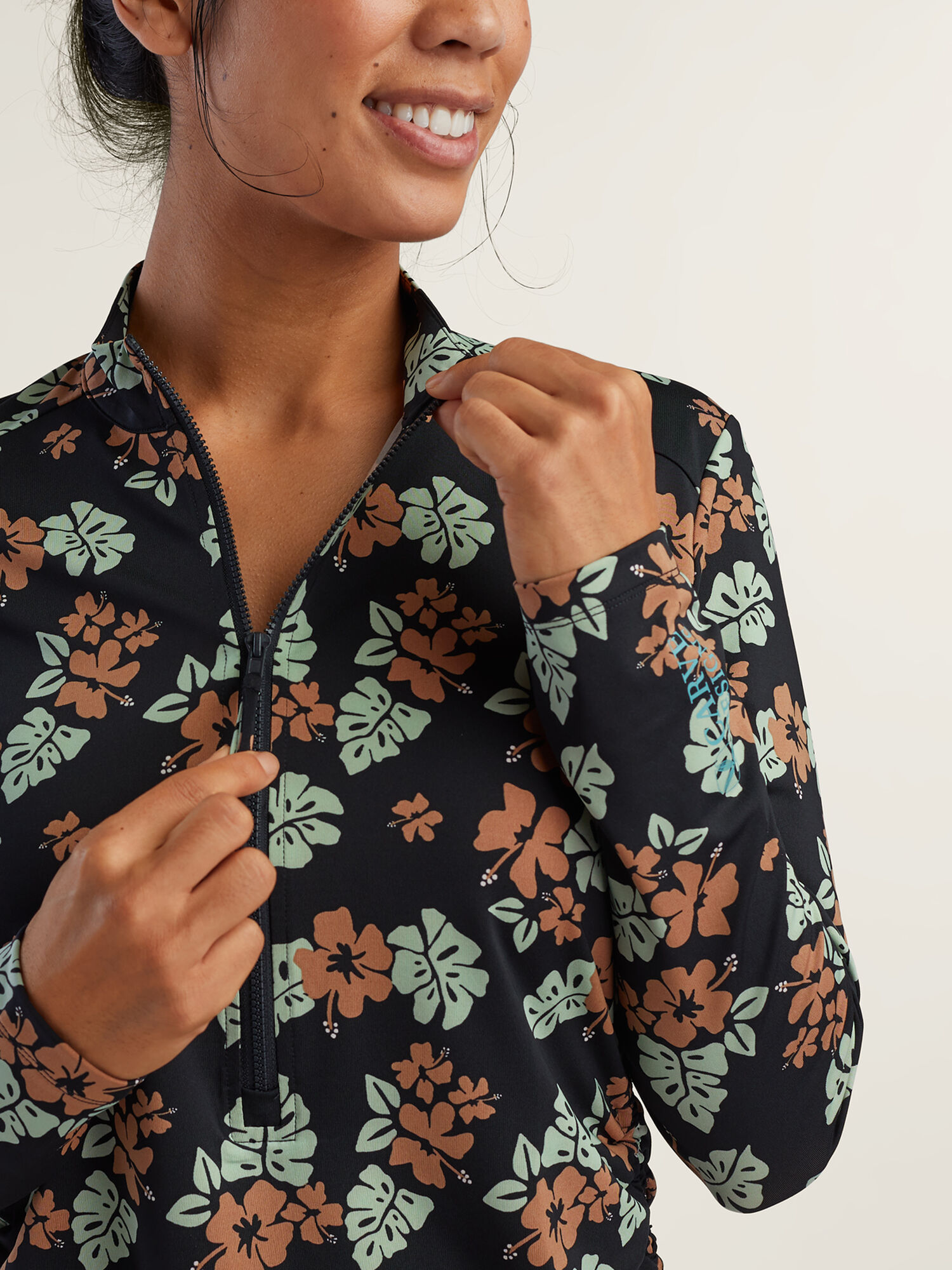 Carve Designs Long Sleeve Rash Guard Endless Summer | Title Nine