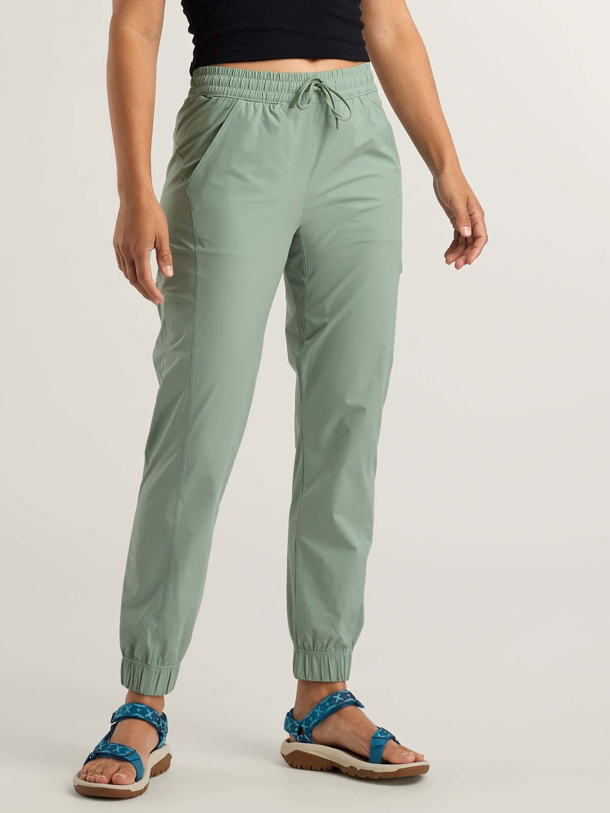 Women's Ultralight Hiking Joggers: Switchback - Petite | Title Nine