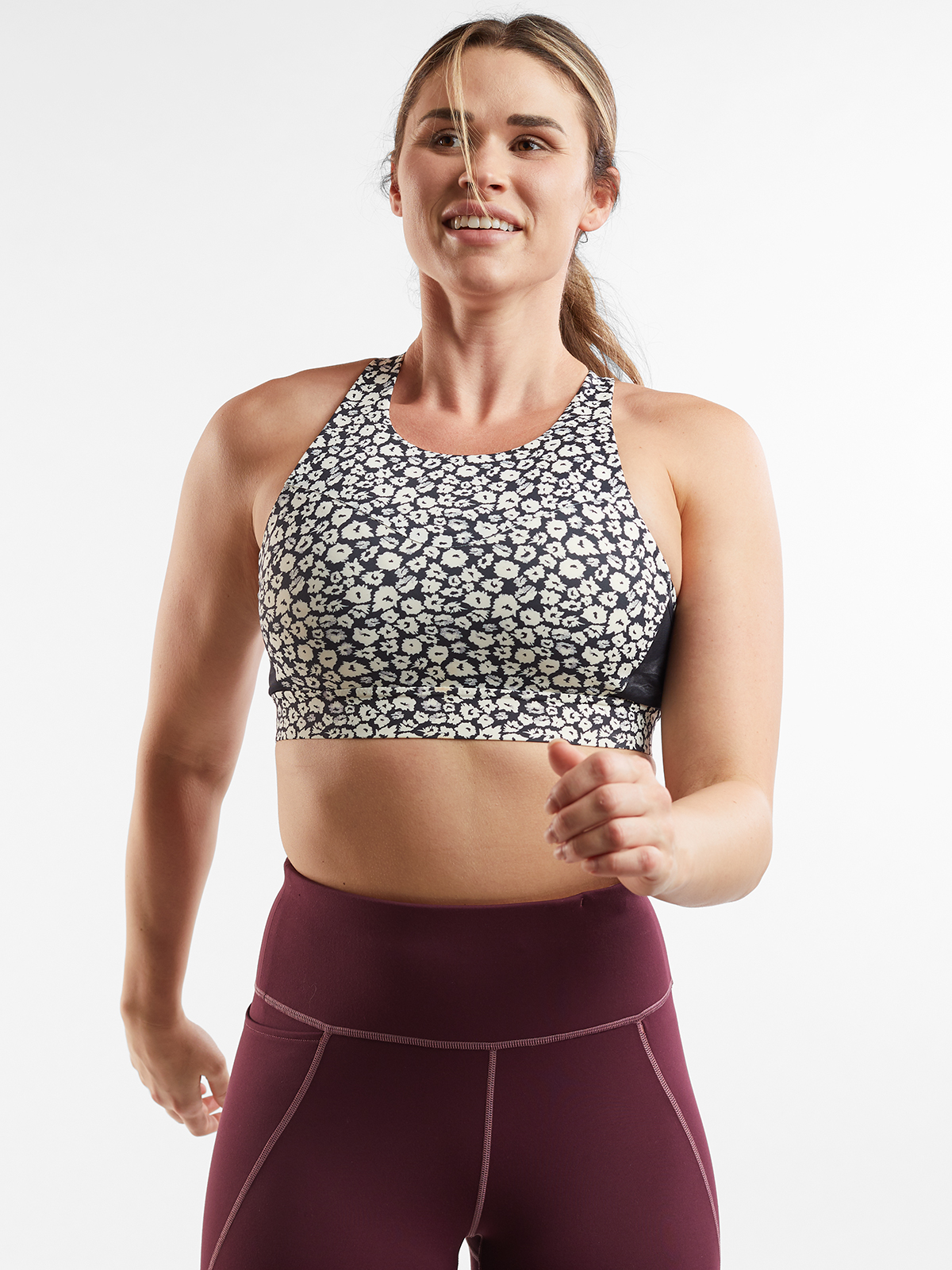 Best Sports Bras for DD Cup & D Cup | Title Nine
